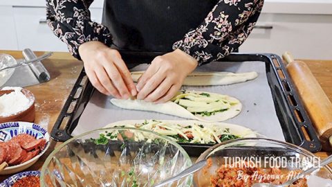 BEST TURKISH PIDE Recipe / Pizza - Turkish Food Travel