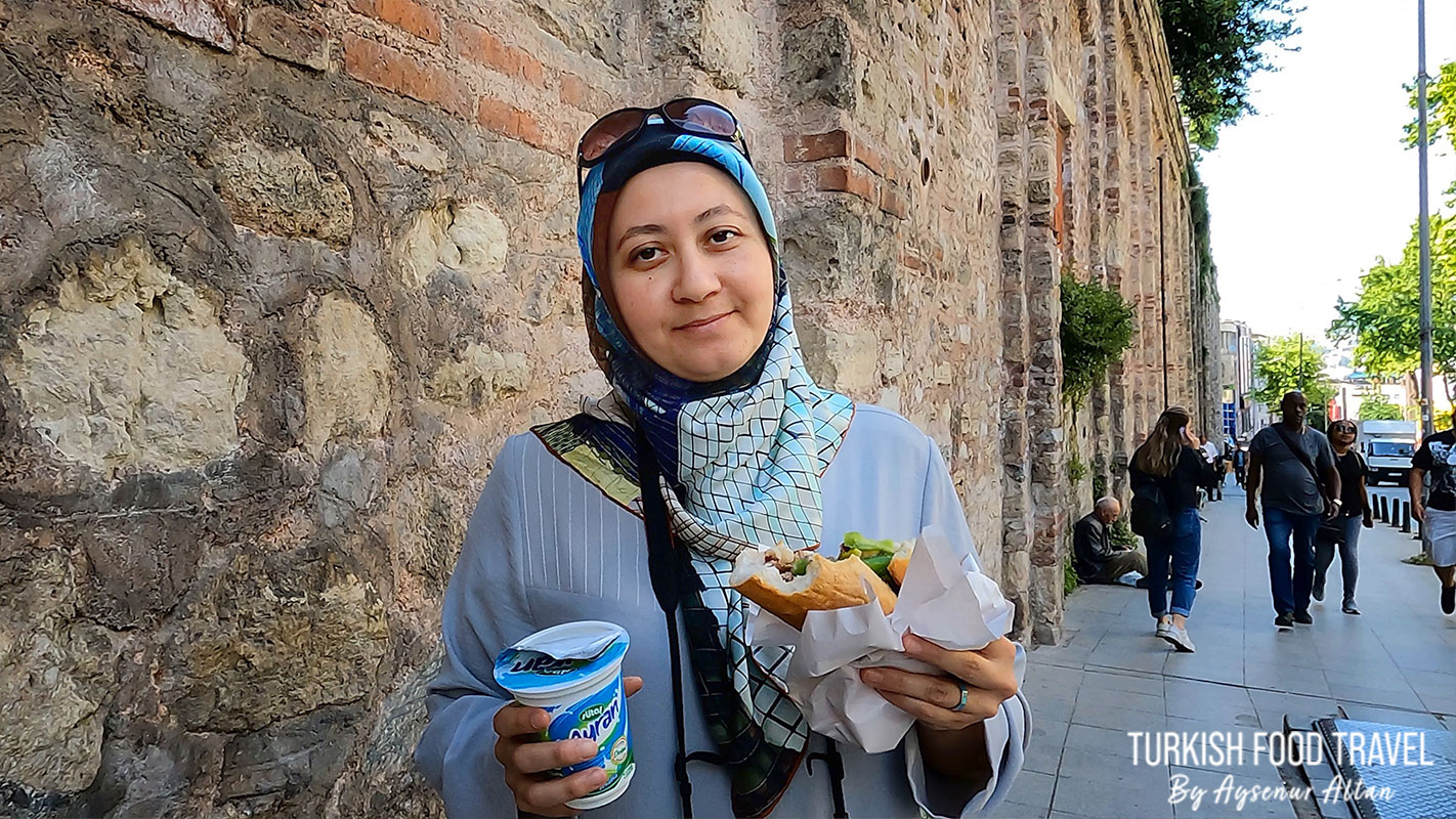 10 Most Popular Turkish Street Foods In Istanbul - Turkish Food Travel