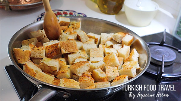 Turn Stale Bread Into Kebab! Tirit/ Thareed - Turkish Food Travel