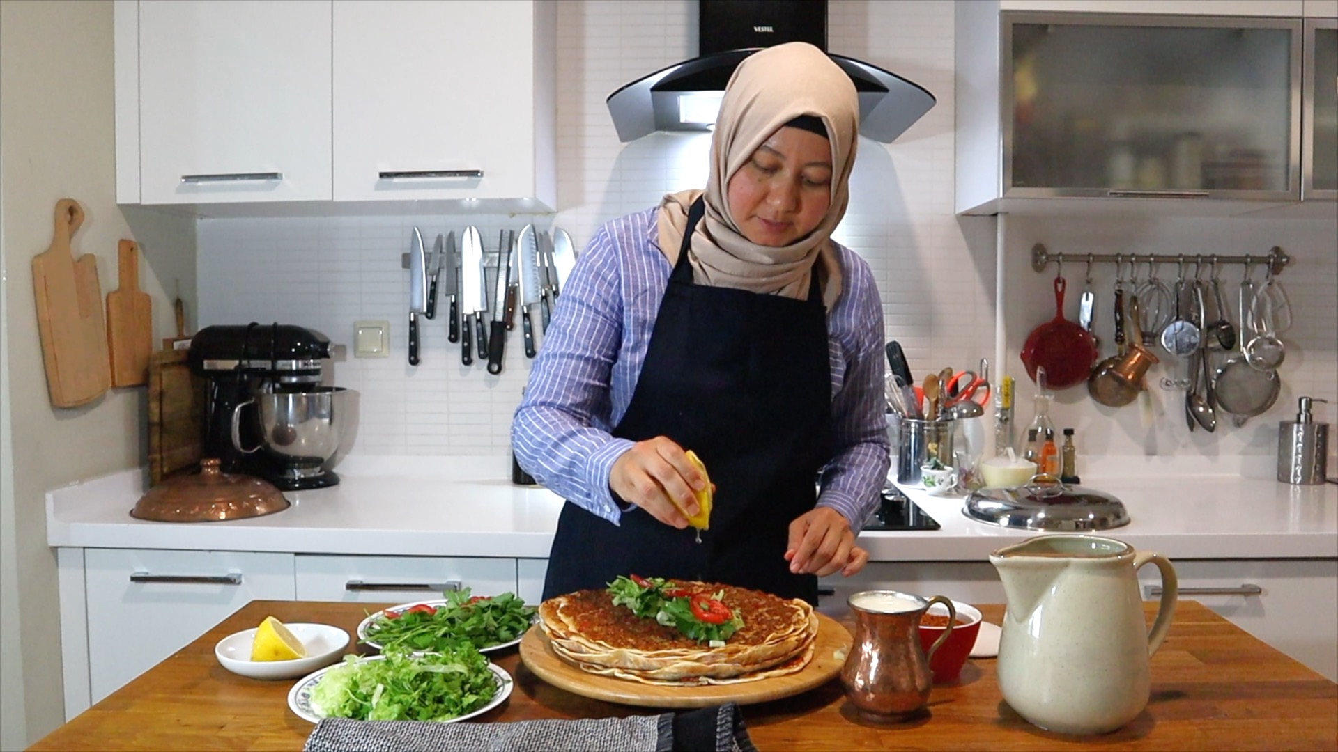 Easy Lahmacun At Home - Step-by-Step Recipe - Turkish Food Travel