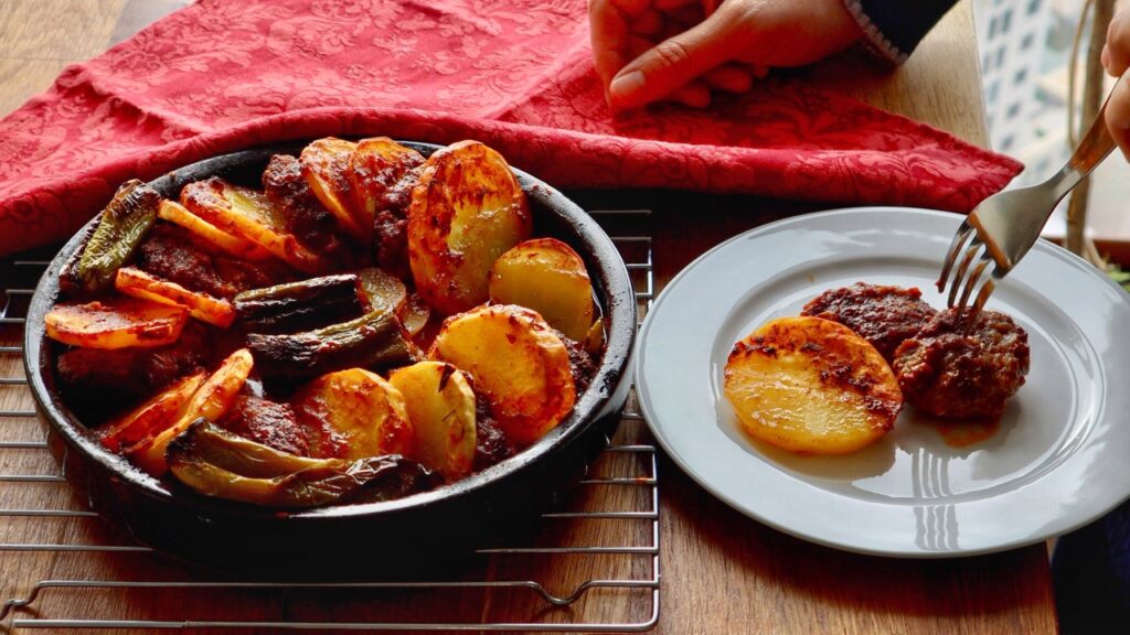 Turkish Meatballs Kofte: How to Make Authentic Turkish Köfte - Turkish ...